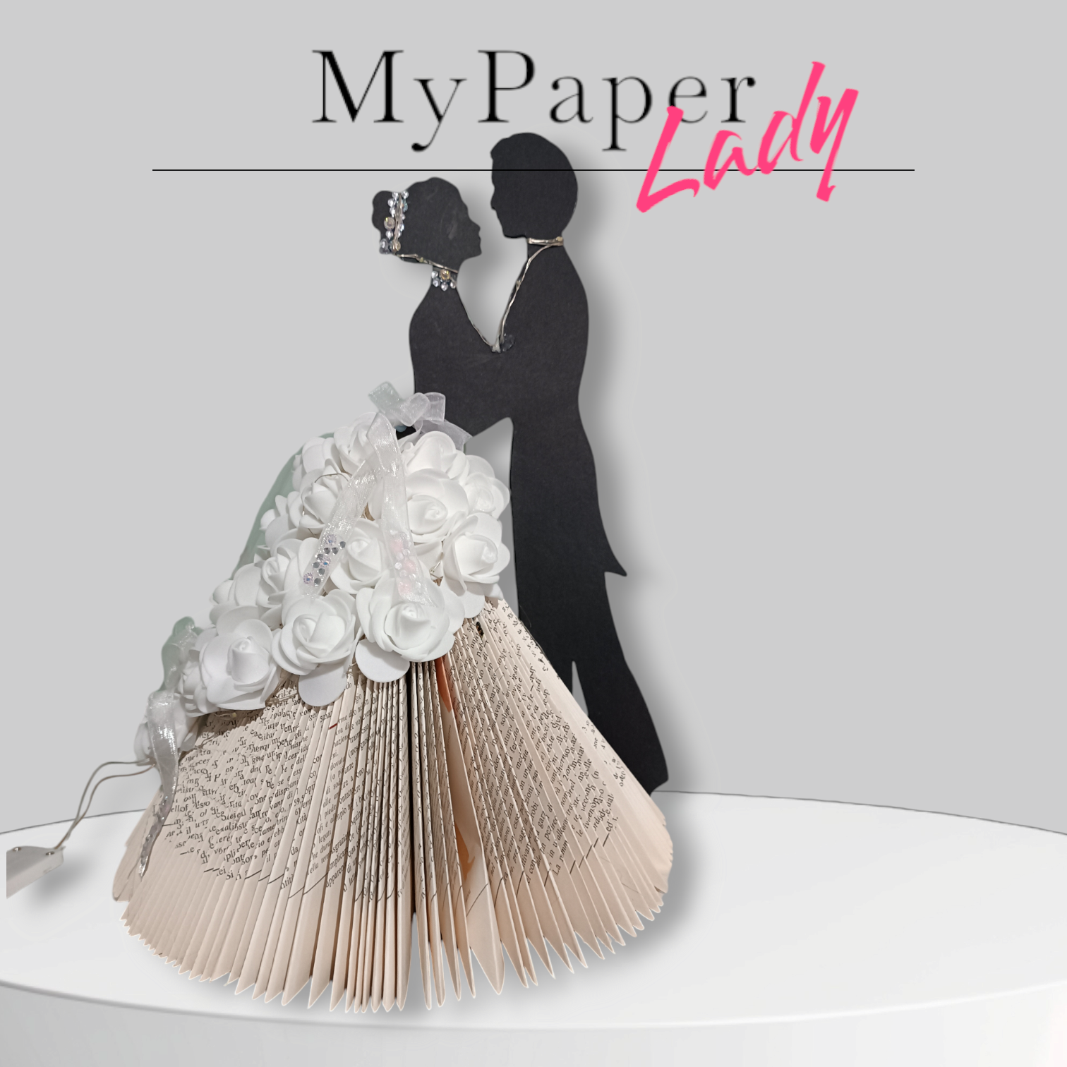 Papercraft wedding | Beachweddingtips.com